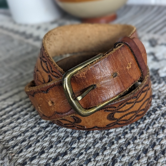 Vintage | Accessories | Vintage 7s Tooled Leather Belt Large Brown ...